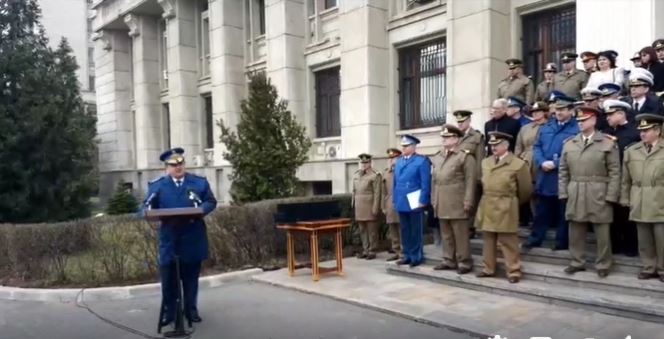 Înaintări în grad şi treceri în rezervă la Ministerul Apărării ... Înaintări în grad şi treceri în rezervă la Ministerul Apărării ...